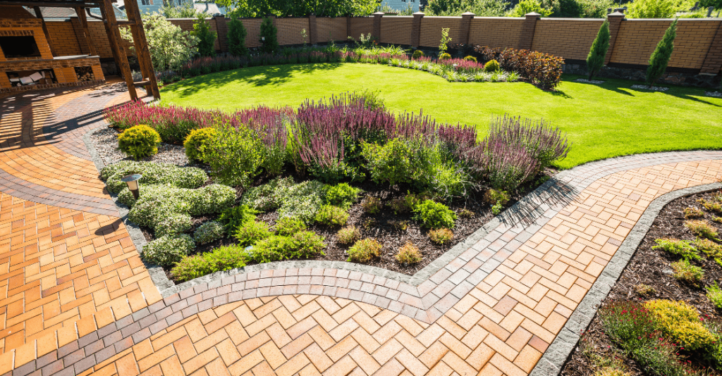 10 Landscape Design Trends to Watch for in 2022 - US Turf
